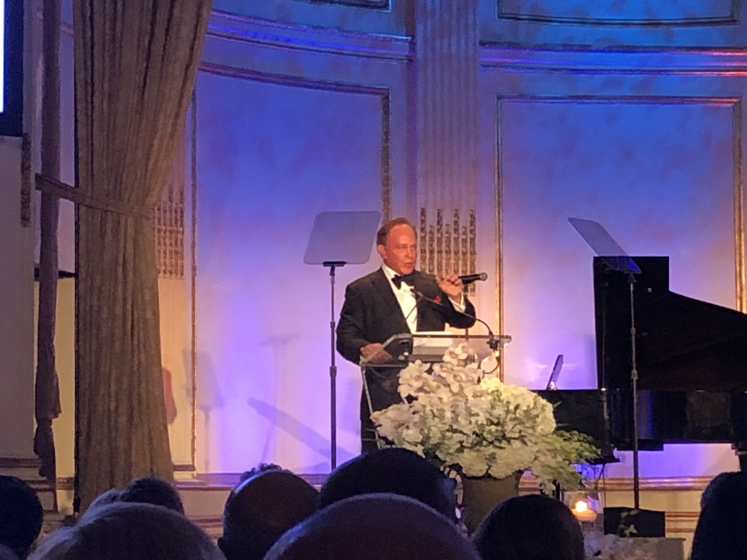 Hilton Howell, Gray Television Chief, Gets Golden Mike From ...
