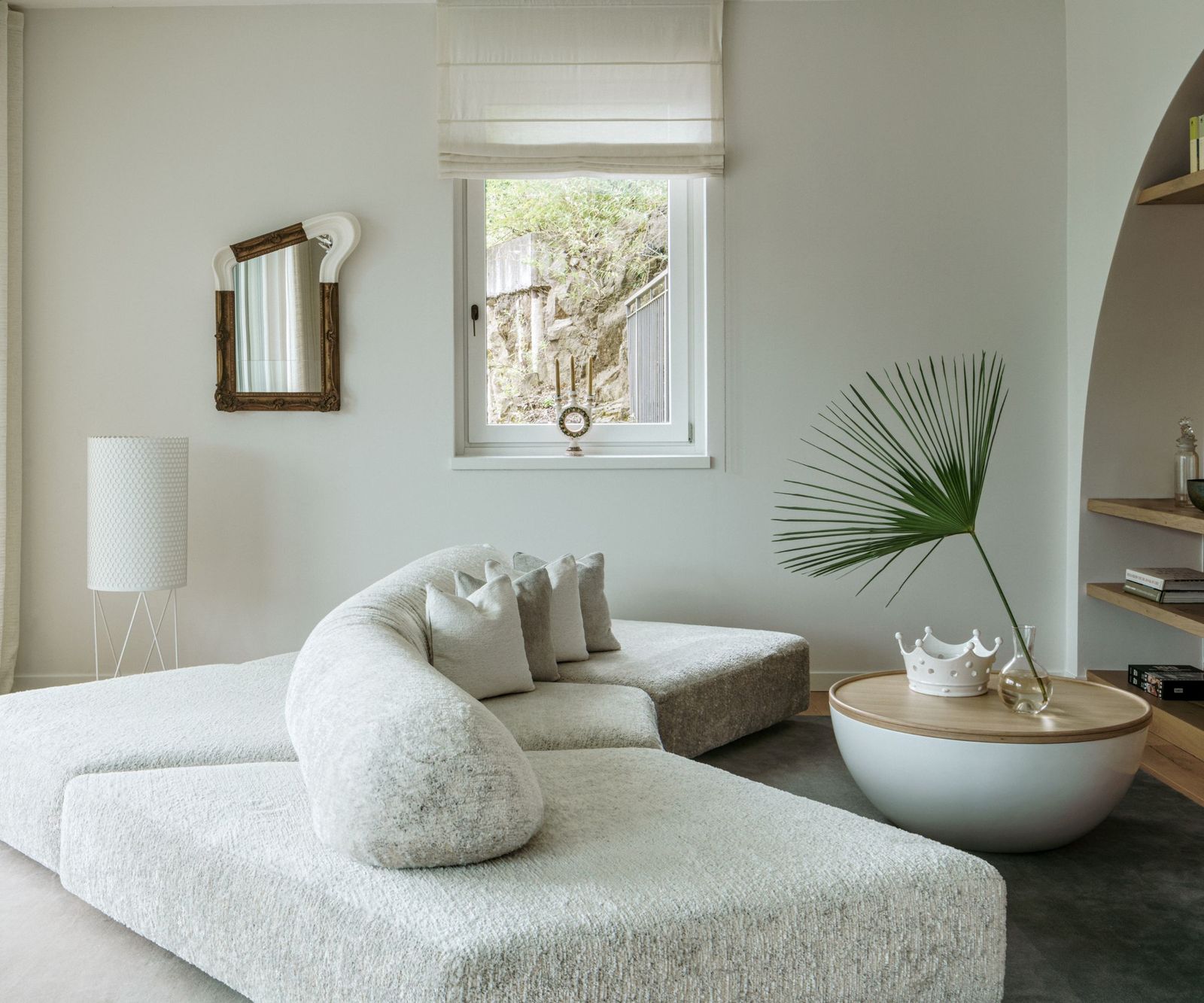 This lakeside home is a lesson in creating calm interiors | Homes and ...