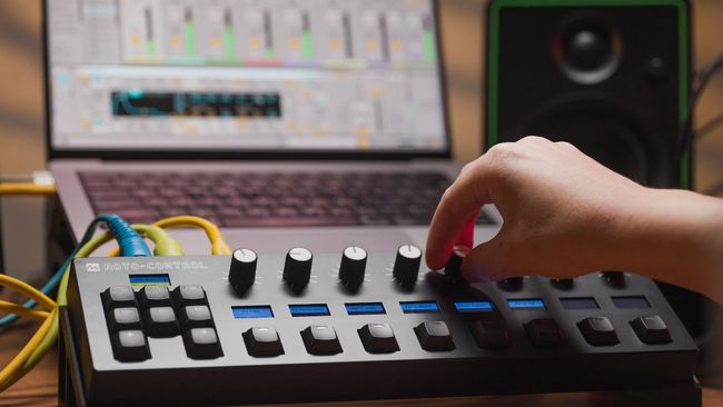Music Gear, Equipment, News, Tutorials & Reviews