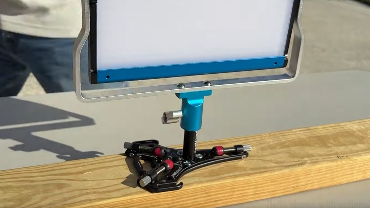 New ultra-compact Platypod tripod smashes its Kickstarter goal ...