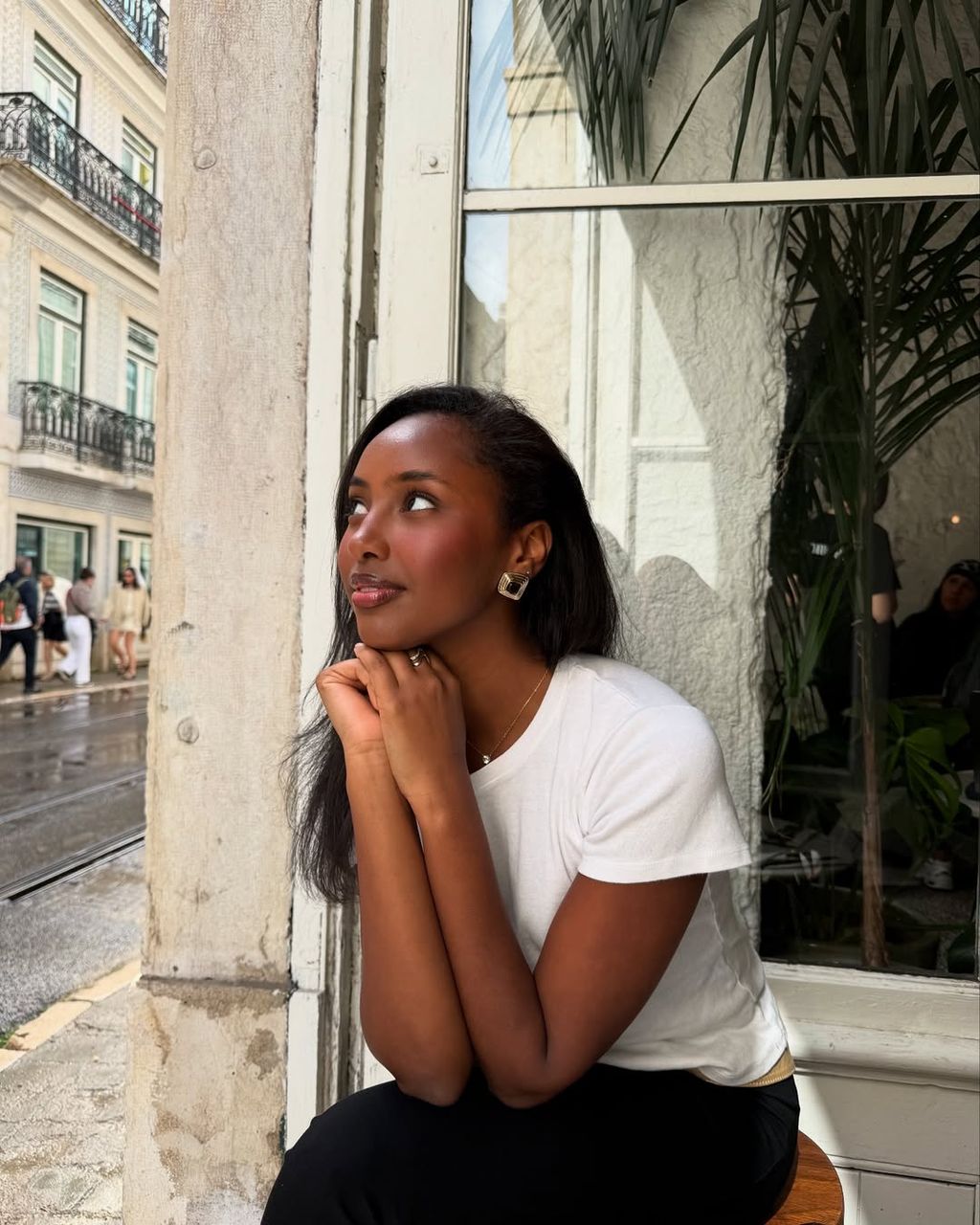 9 Best Foundations for Textured Skin, According to Experts | Who What Wear