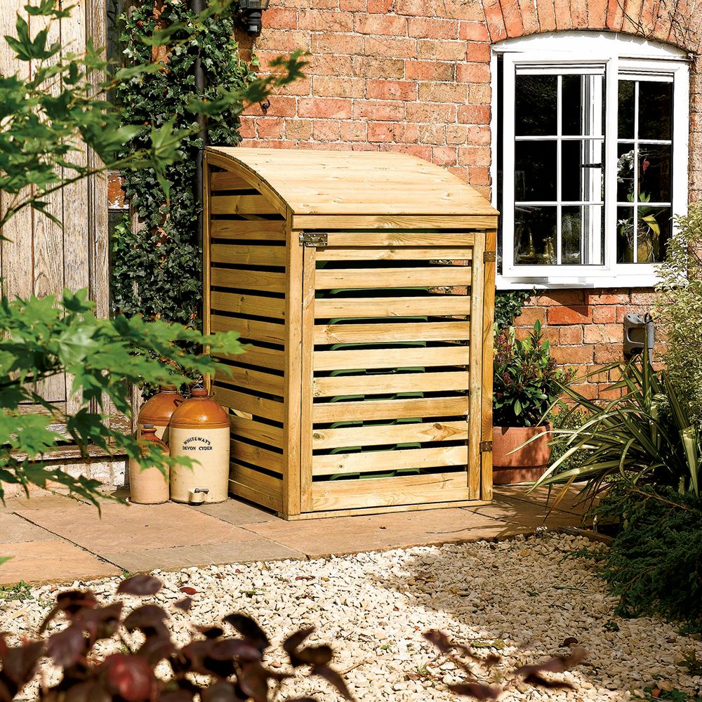Rubbish neighbours! Are you guilty of this bad bin etiquette? | Ideal Home