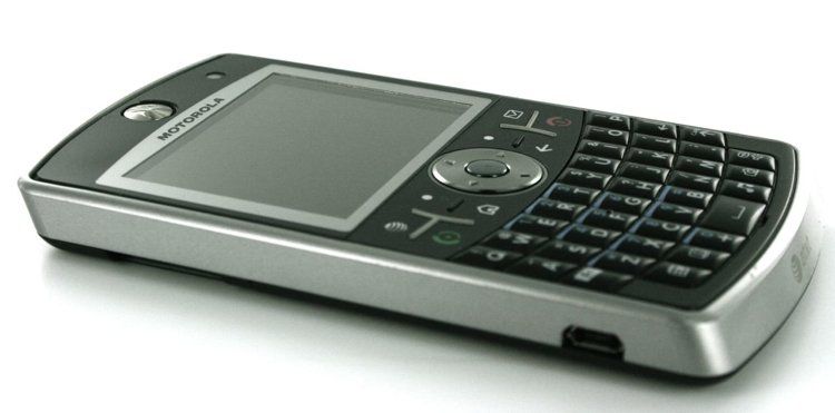 Review: Motorola Q9h Global for AT&T | Windows Central