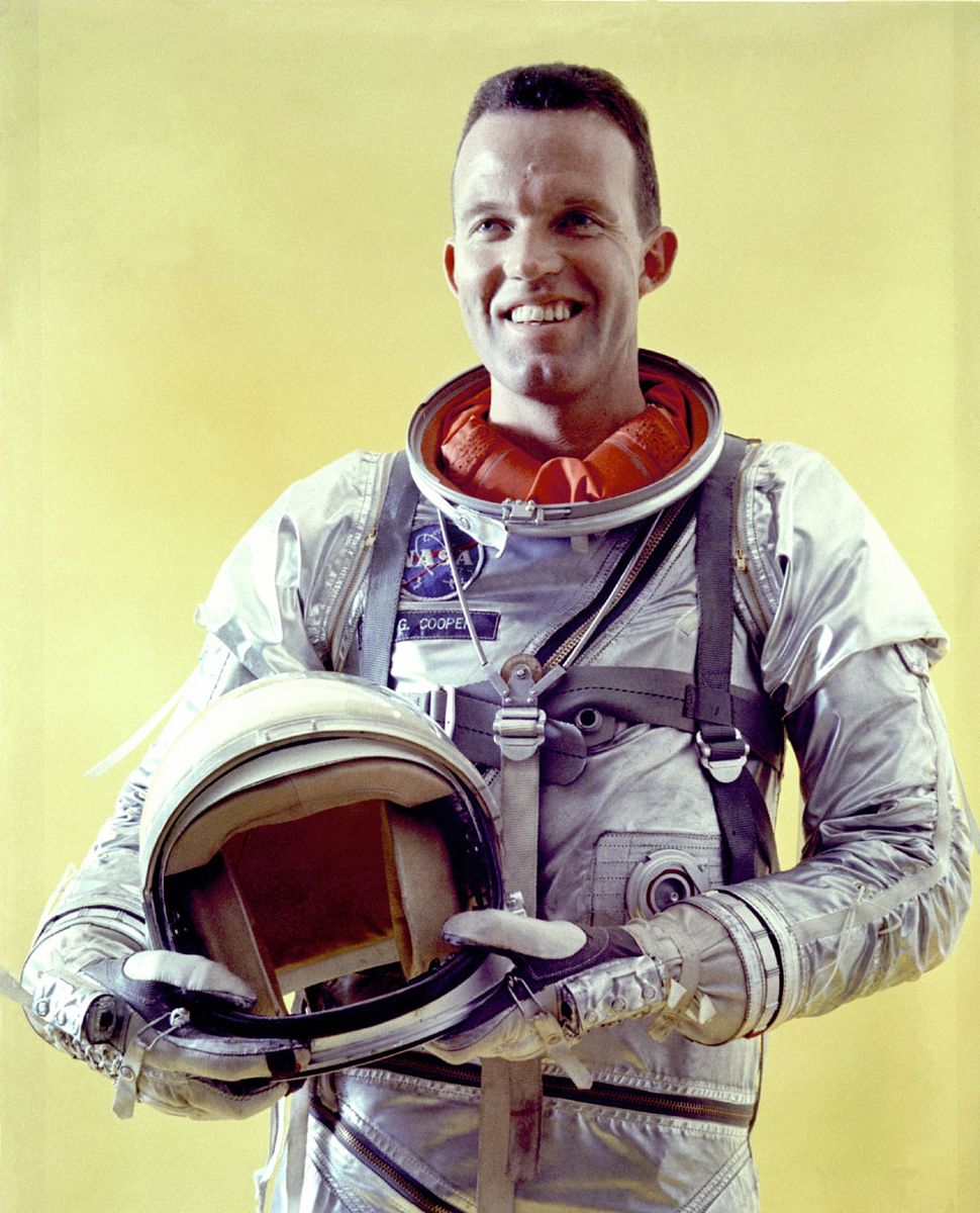 Gordon Cooper: Record-Setting Astronaut in Mercury & Gemini Programs ...