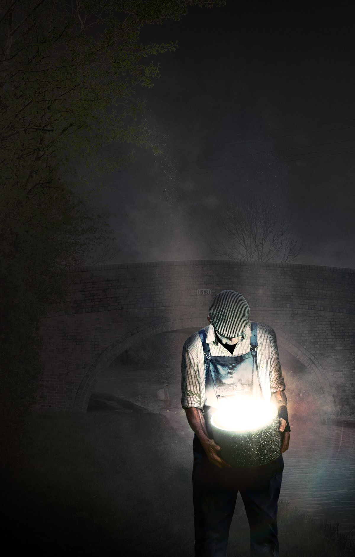 Photographer and boat-dweller Tracey Welch showcases Echoes of the ...