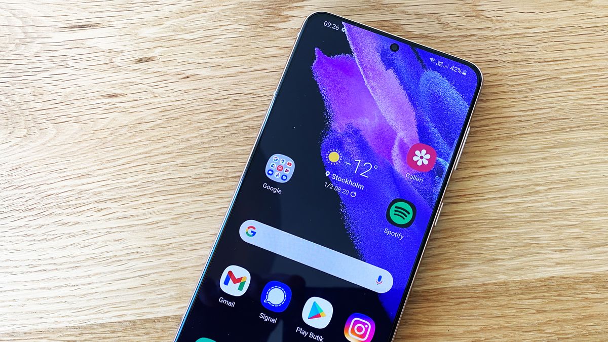 Samsung Galaxy S21 Plus review: the awkward middle child | TechRadar