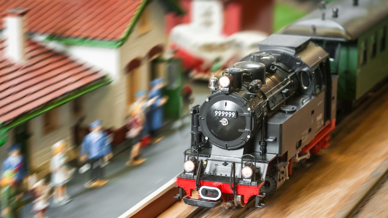 Best electric train sets 2024 | Top Ten Reviews