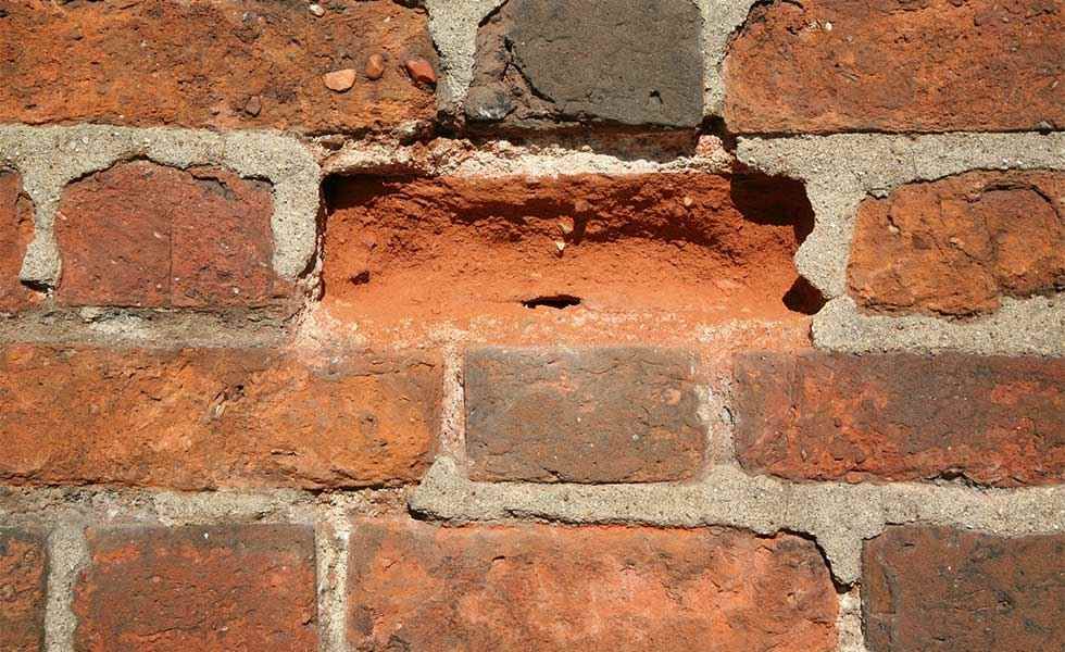 How to repair old brickwork | Real Homes