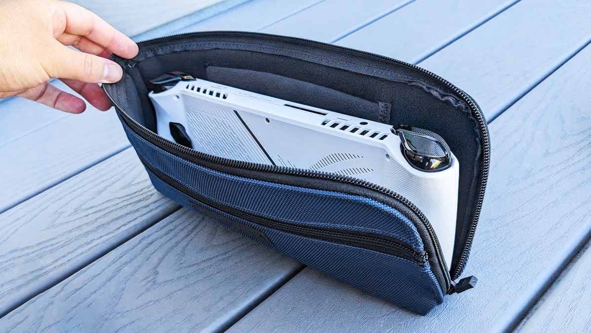 WaterField CitySlicker and Pouch review: The BEST ROG Ally carrying ...