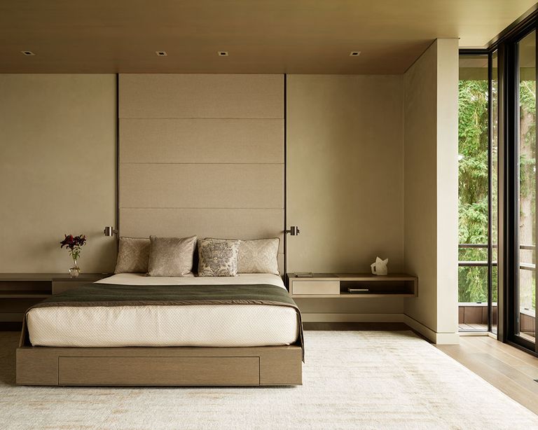 A beautiful lakeside home in Washington, designed by Terry Hunziker ...