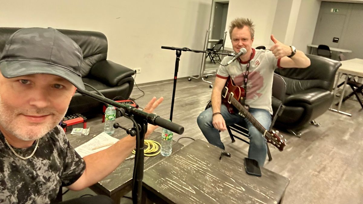 Deep Purple Guitarist Simon McBride Shares His Mesmerizing Guitar ...