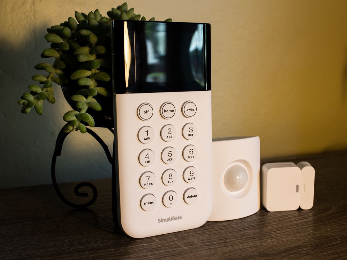 SimpliSafe Review - Full Review and Benchmarks | Tom's Guide