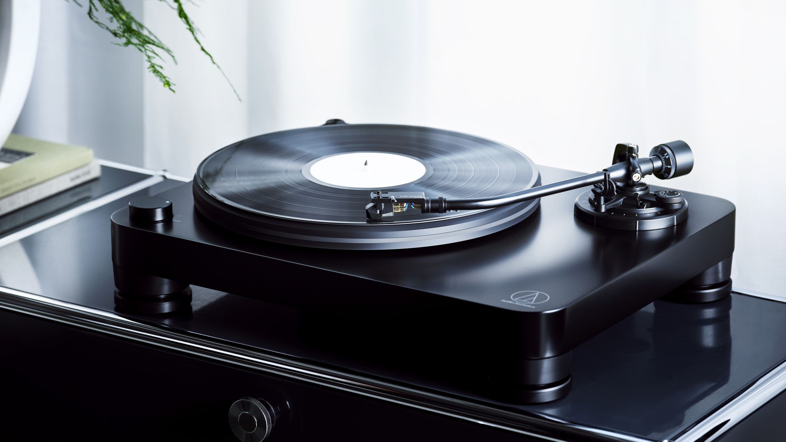 New Audio-Technica turntable is an exercise in timeless minimalism | T3