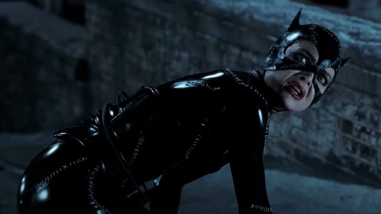 Michelle Pfeiffer Was ‘Obsessed’ With Catwoman, But Says Landing The ...
