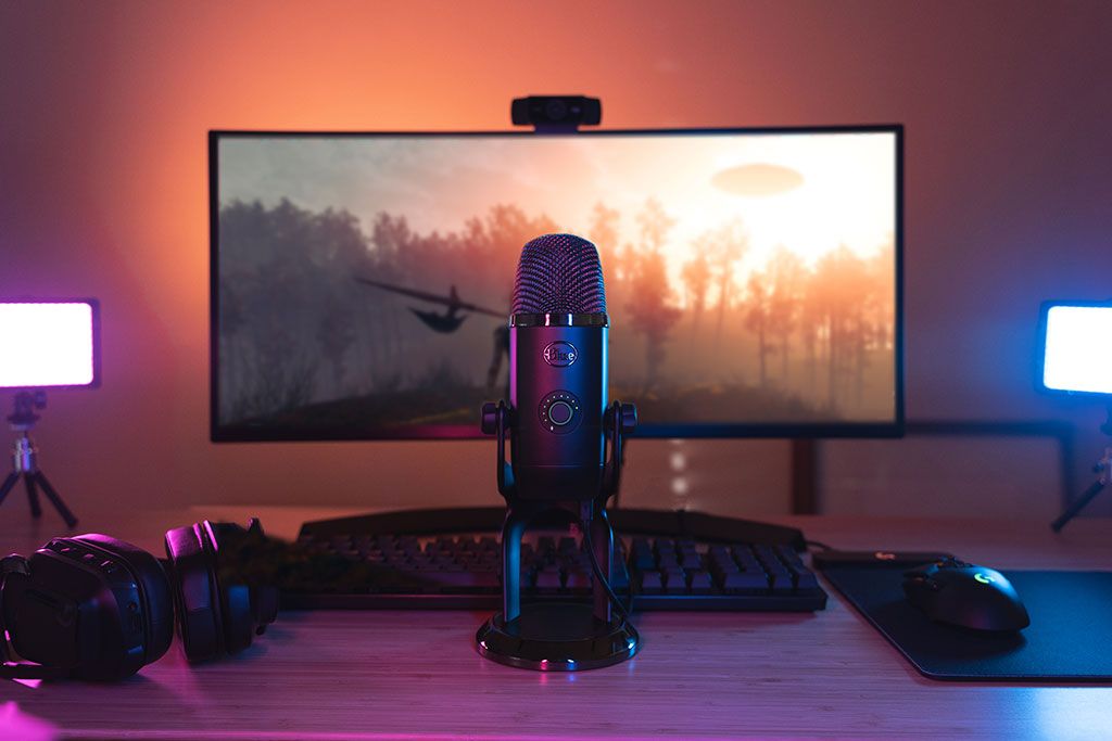 Blue Yeti X aims to be a smarter microphone for streamers | PC Gamer