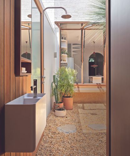 16 outdoor bathroom ideas for a stylish, tranquil space | Homes and Gardens