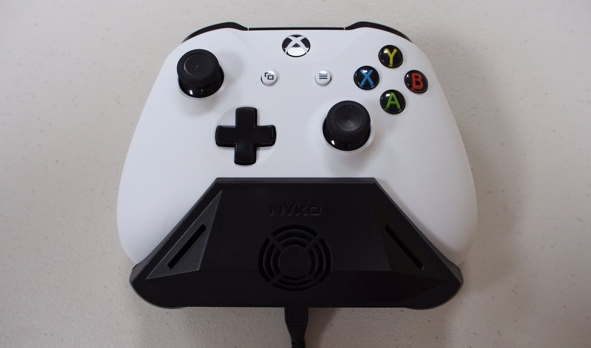 Nyko Intercooler Grip for Xbox One controllers keeps your hands cool ...