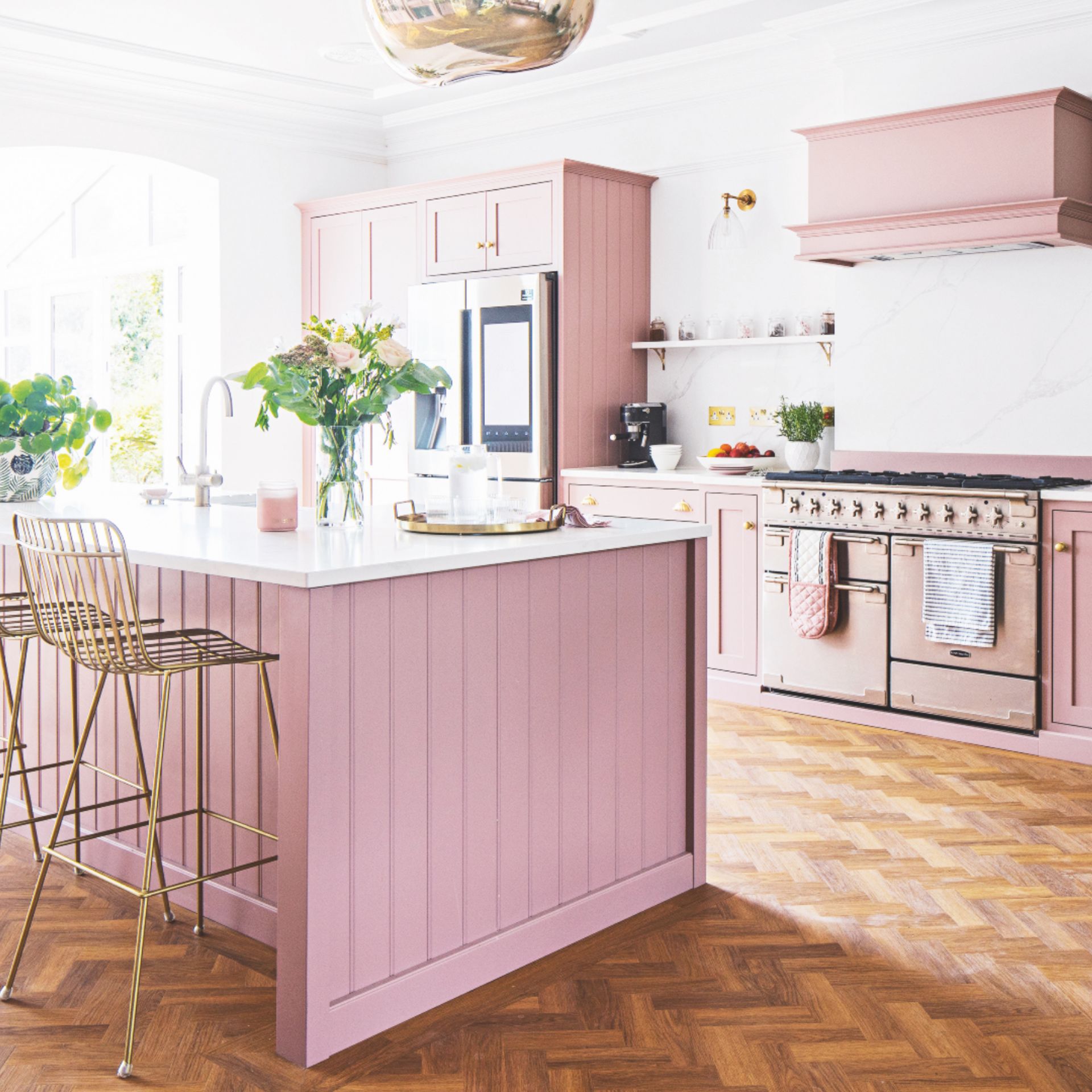 16 ways to add colour to an all-white kitchen | Ideal Home