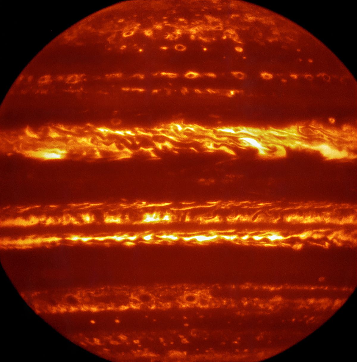 Jupiter on Fire! Telescope Captures Stunning 'Lucky' Images | Space