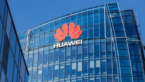 Huawei's AI CloudMatrix 384 is big, expensive and power hungry but it ...