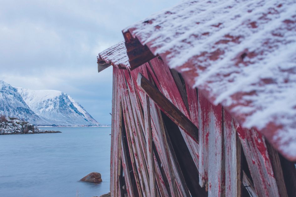 How to photograph the beach out of season for atmospheric wintry scenes ...