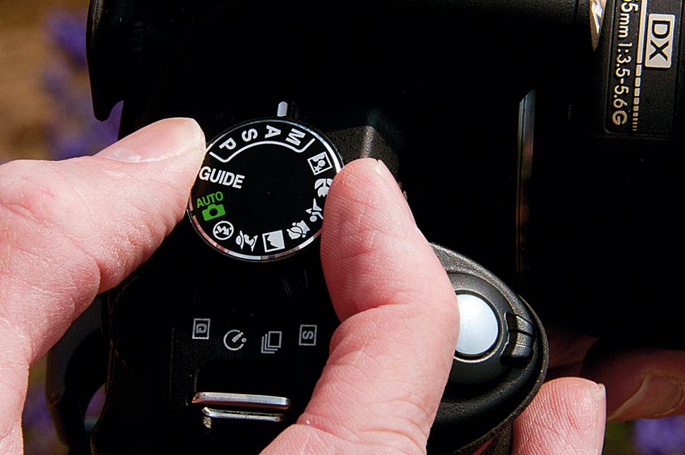 Hyperfocal distance and depth of field explained for landscape ...