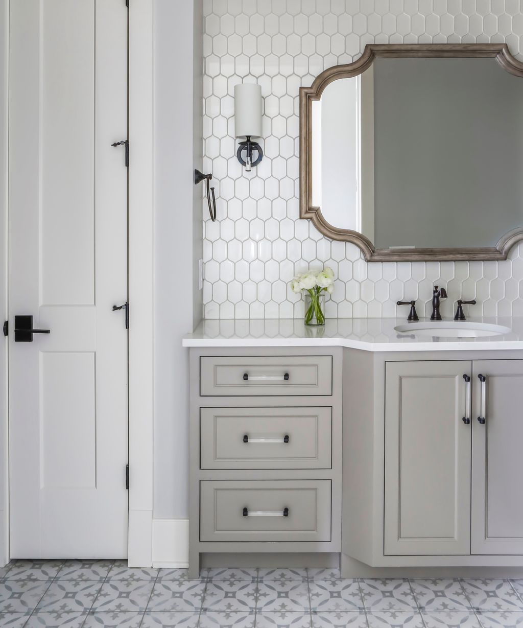 10 gray small bathroom ideas to update your space | Real Homes