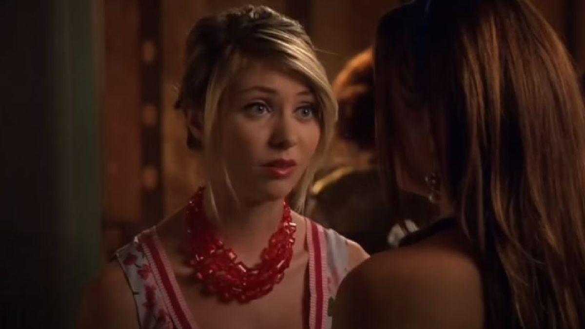 32 TV Characters That Were Repulsive Human Beings When You Really Think ...