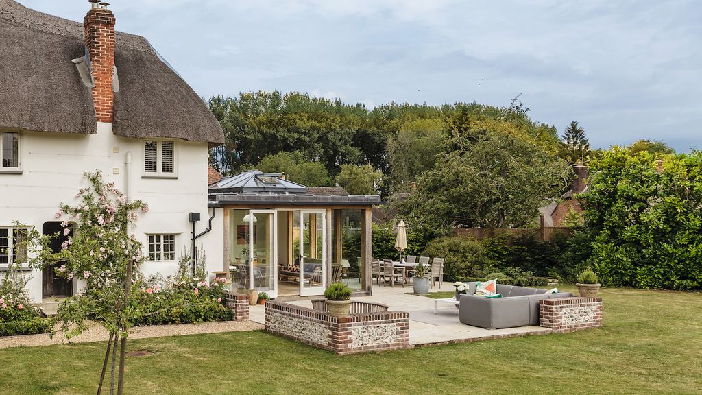 Patio Edging Ideas: 9 Smart Ways to Finish Any Outdoor Space | Homebuilding