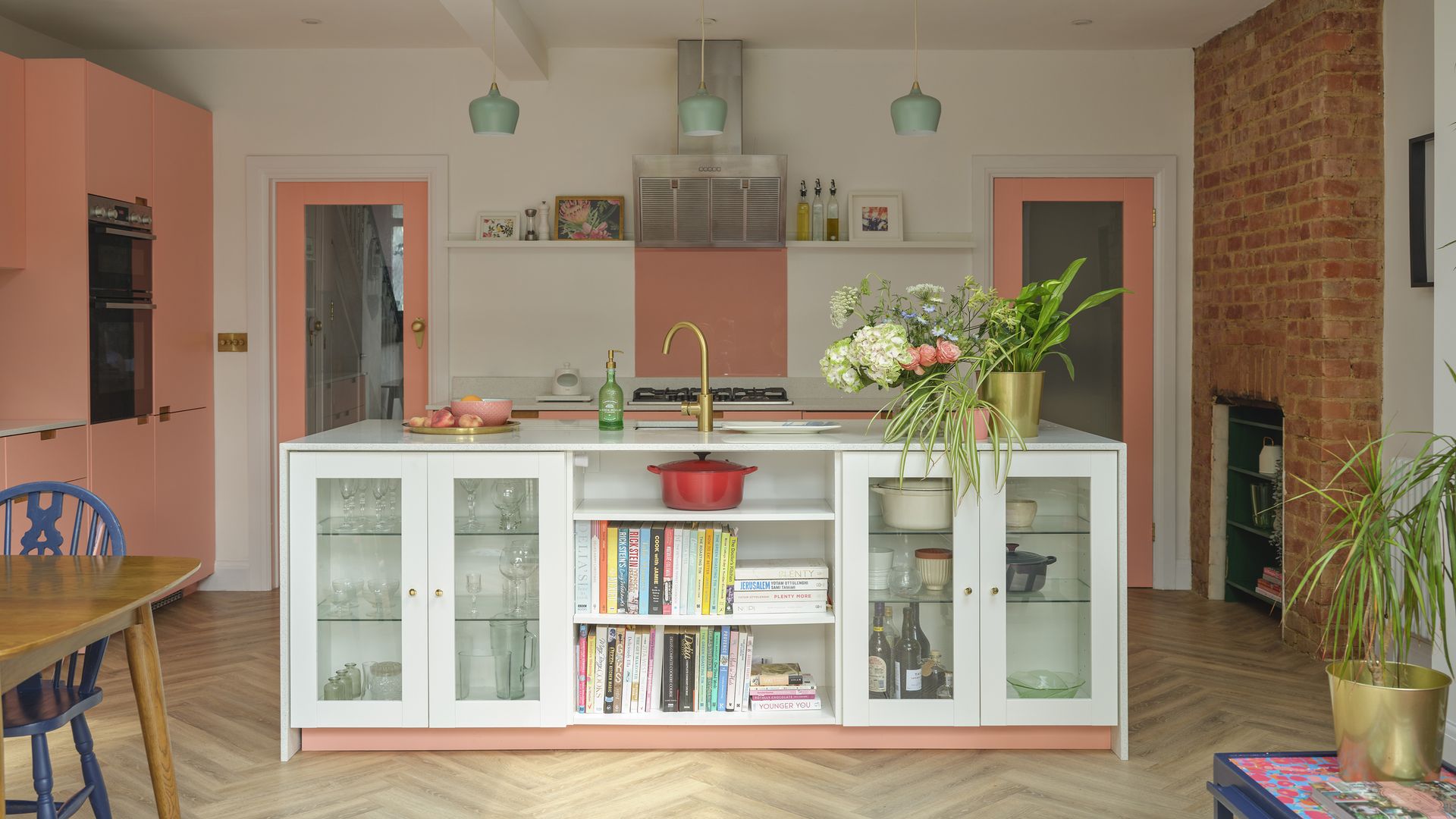 The best colours to paint a kitchen, according to experts | Ideal Home