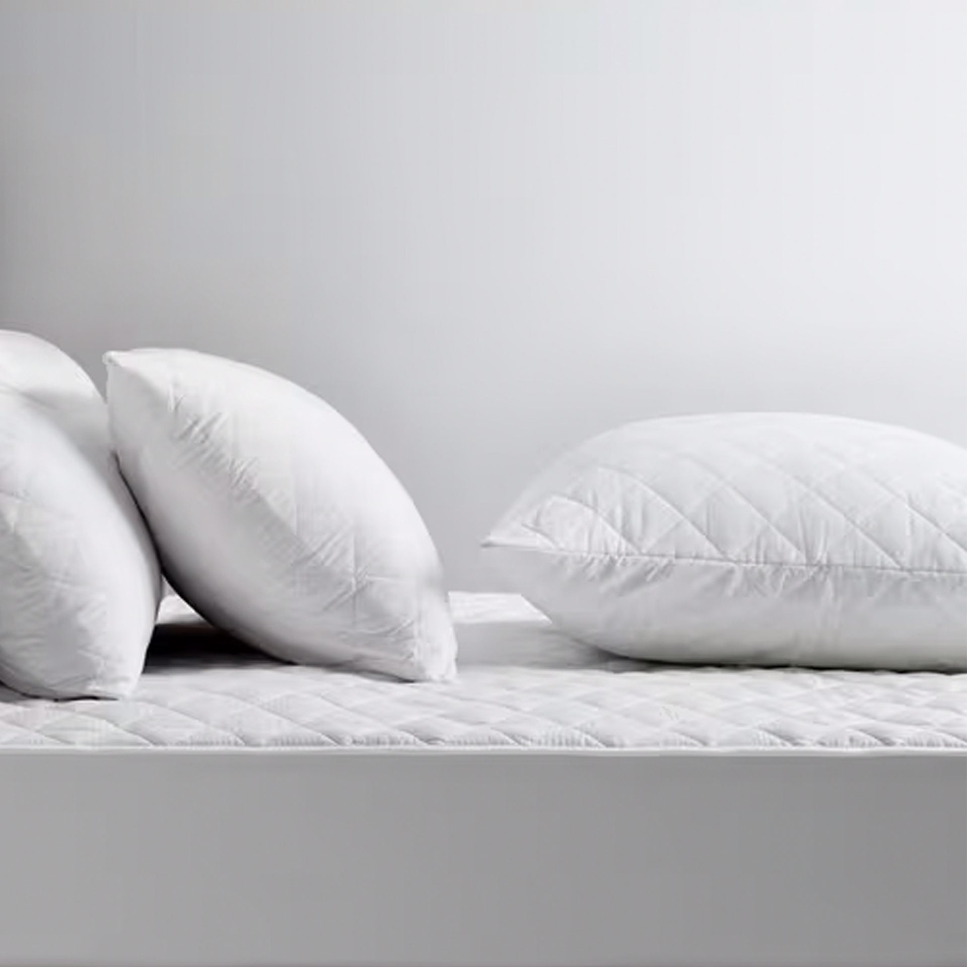 How to get rid of yellow stains on pillows: a cleaning guide | Ideal Home