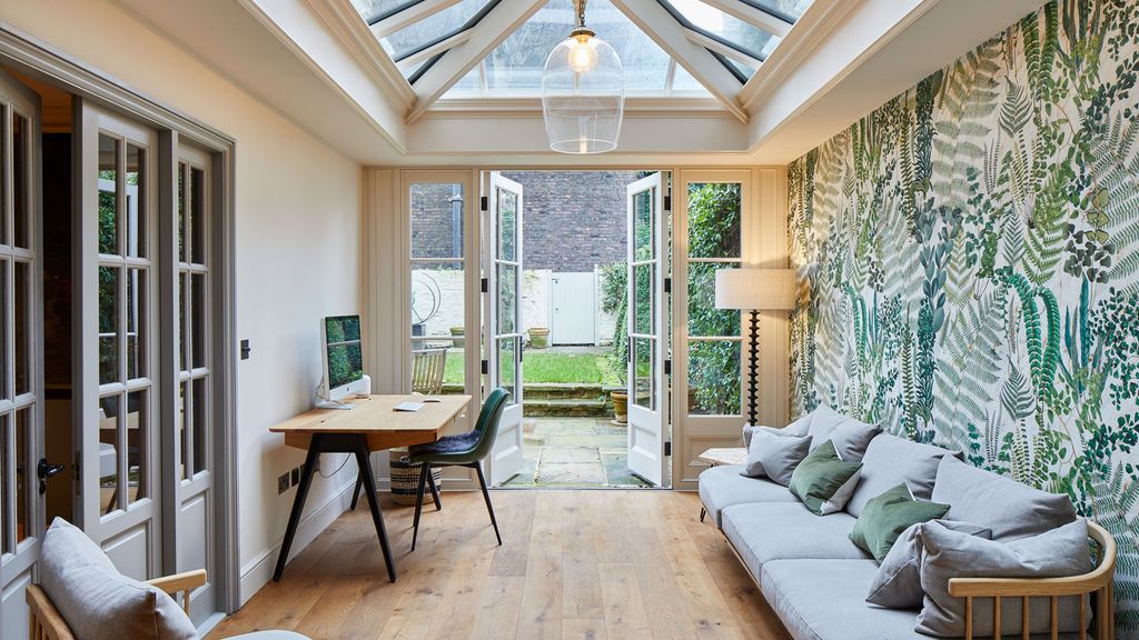Conservatory vs garden room — what's the difference? | Ideal Home
