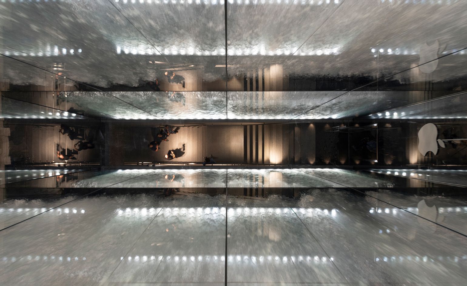 Apple Piazza Liberty opens in Milan | Wallpaper