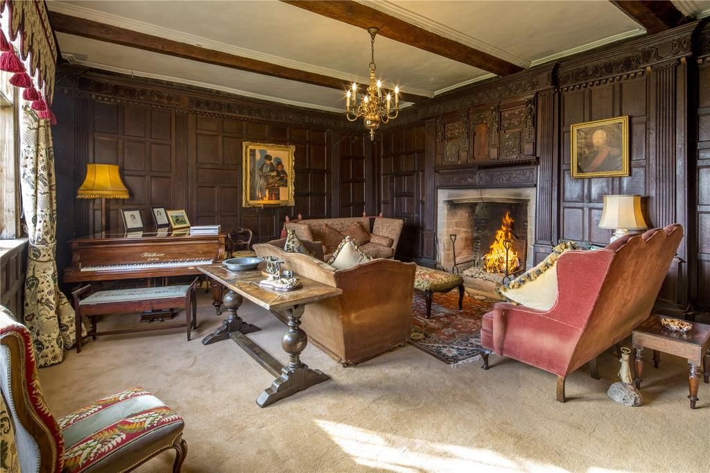 A vast 17th century home full of original features, with gardens and ...