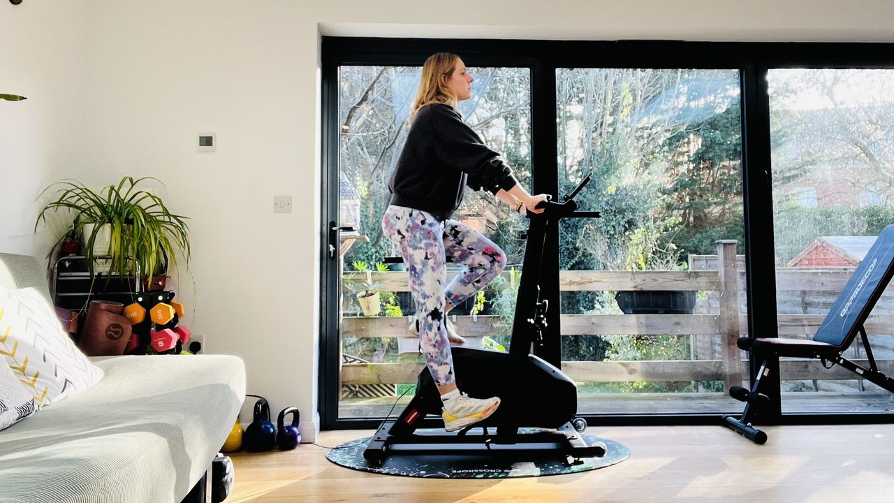 I tried the Wattbike Proton smart bike for a month and…