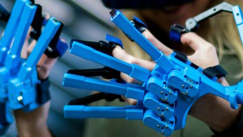 These haptic feedback VR gloves are changing virtual reality – here's ...