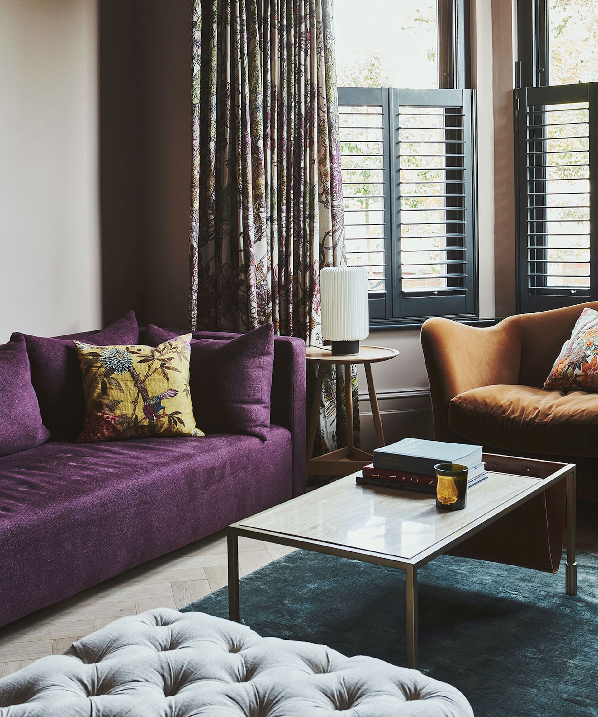 What colors create a mid-century modern color scheme? | Homes and Gardens