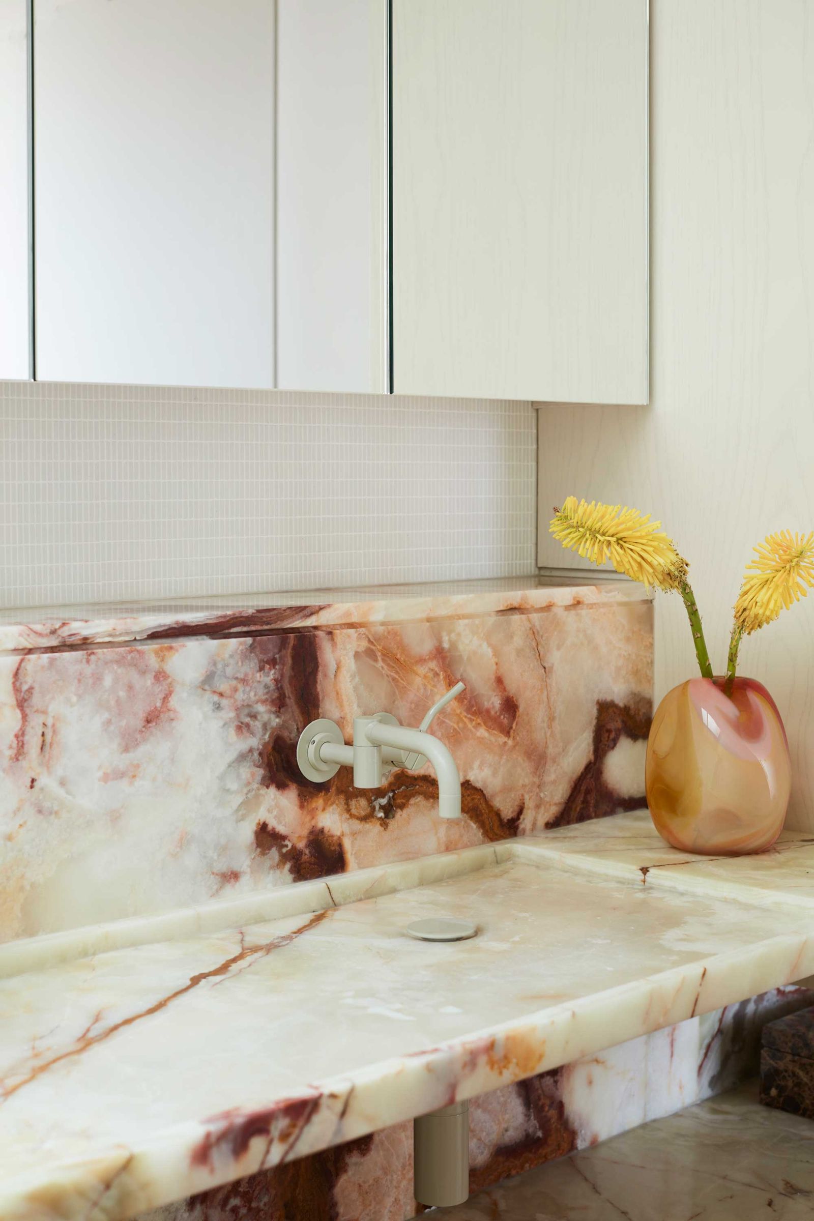 5 marble alternatives to consider for on-trend countertops | Livingetc