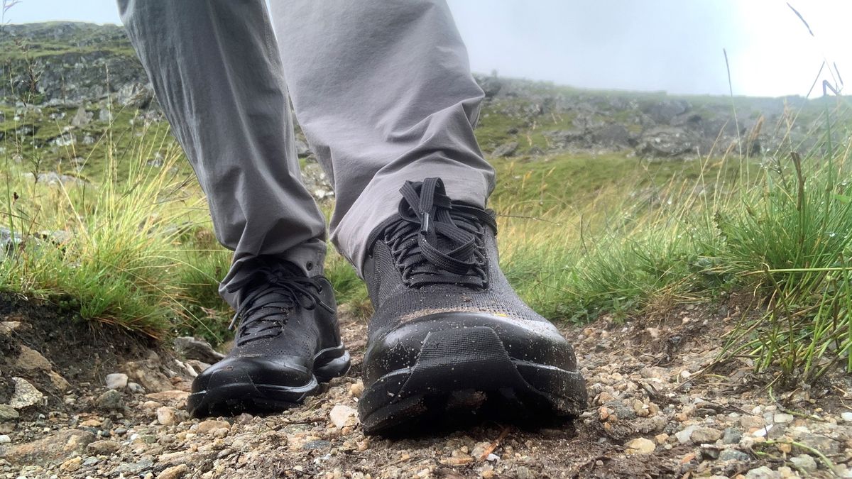 Arc’teryx Aerios Aura shoe review: a breathable hiker for hot weather ...
