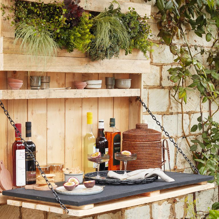 10 DIY outdoor table ideas you can do yourself | Ideal Home