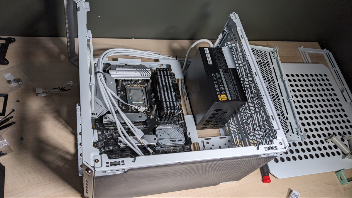 Building With Cooler Master’s Qube 500 Modular Case: Great Concept ...