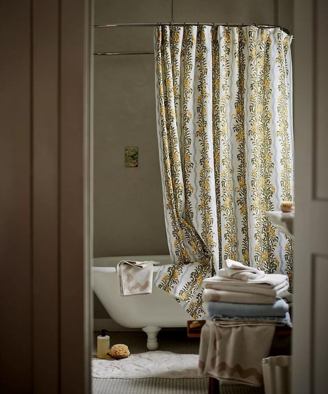 How to clean a bathroom like a pro | Homes and Gardens