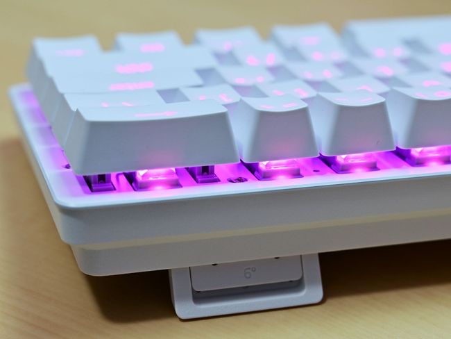 Razer Huntsman Mini review: A tiny but efficient minimalist keyboard ...