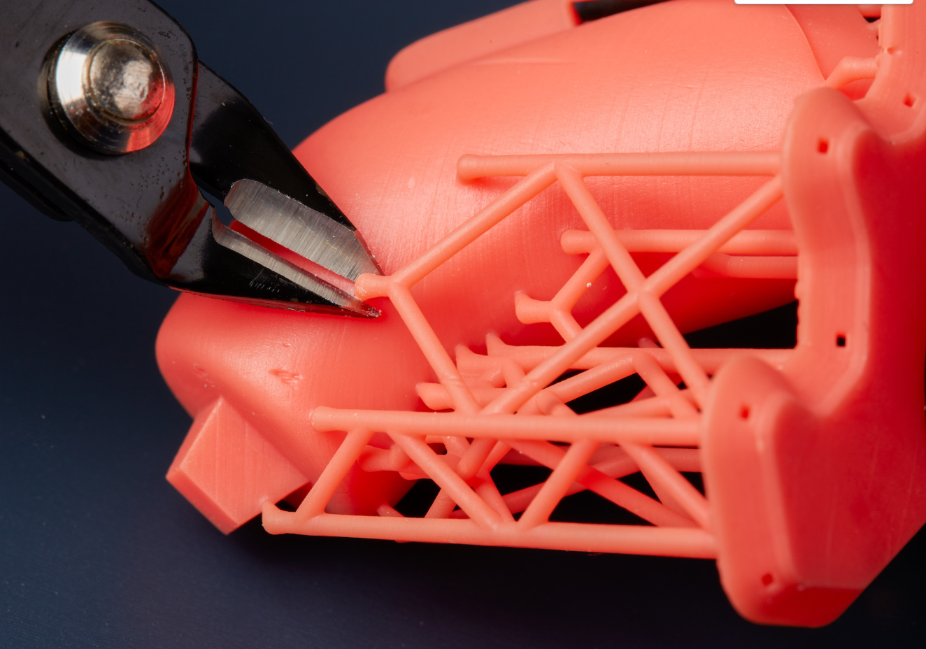 How to Remove Supports from 3D Prints | Tom's Hardware