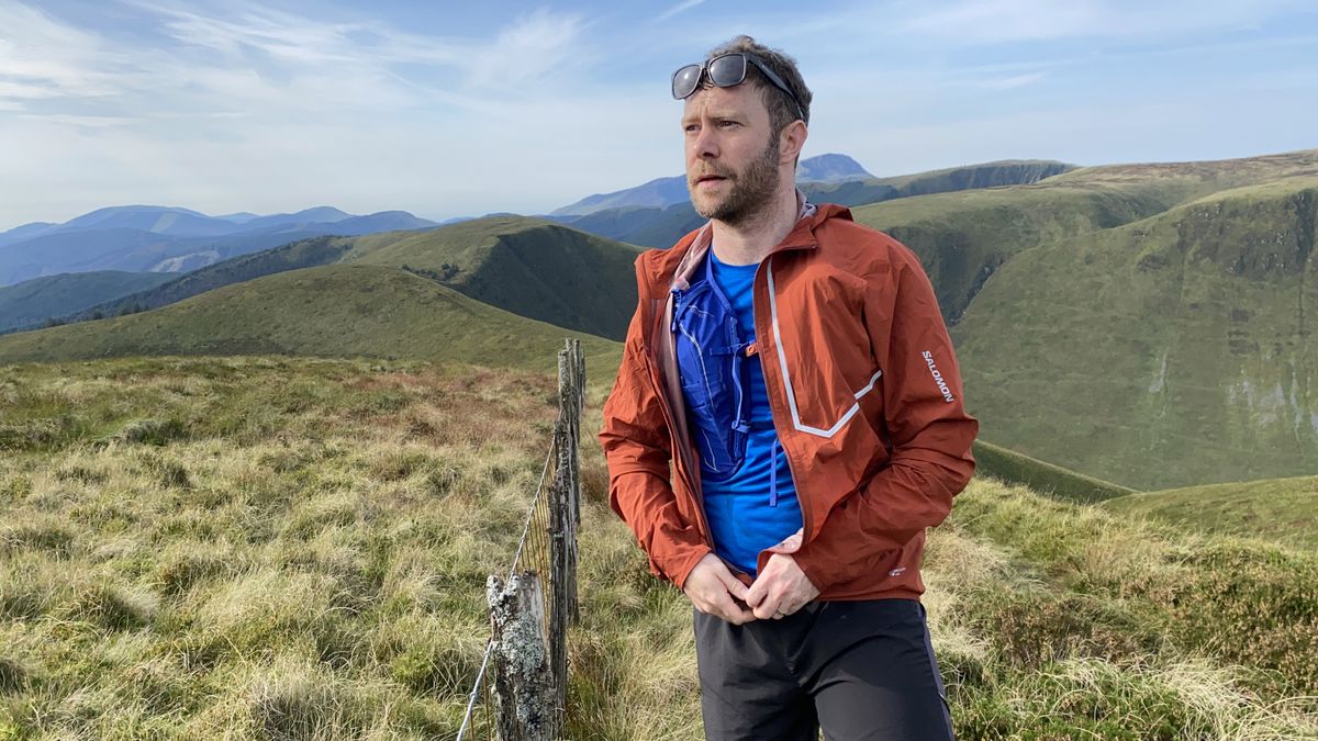 Salomon Bonatti Trail jacket review: a runners' softshell | Advnture