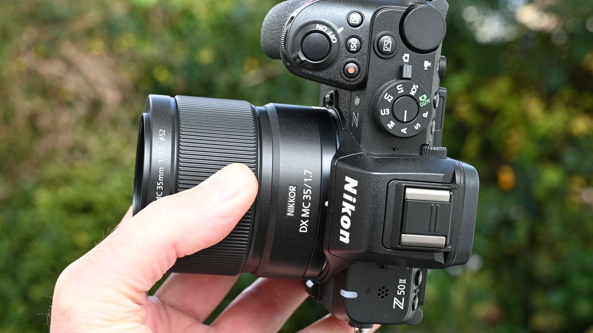 Nikon Z DX MC 35mm f/1.7 review: an APS-C standard prime for everyday ...