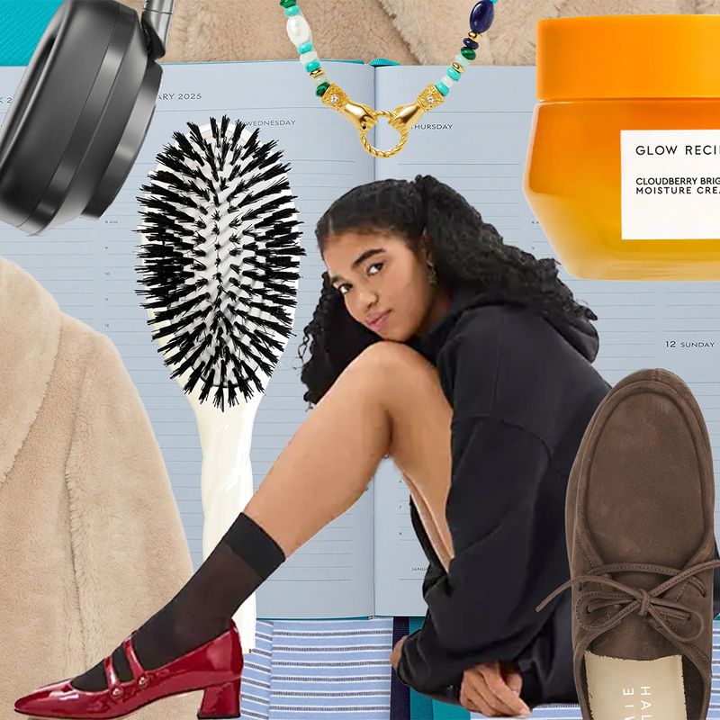 Michelle Obama's Becoming Merch Clothing Line Is Filled With ...