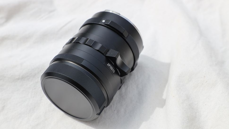 Thypoch Simera 28mm f/1.4 review: a magnificent manual lens, now for ...