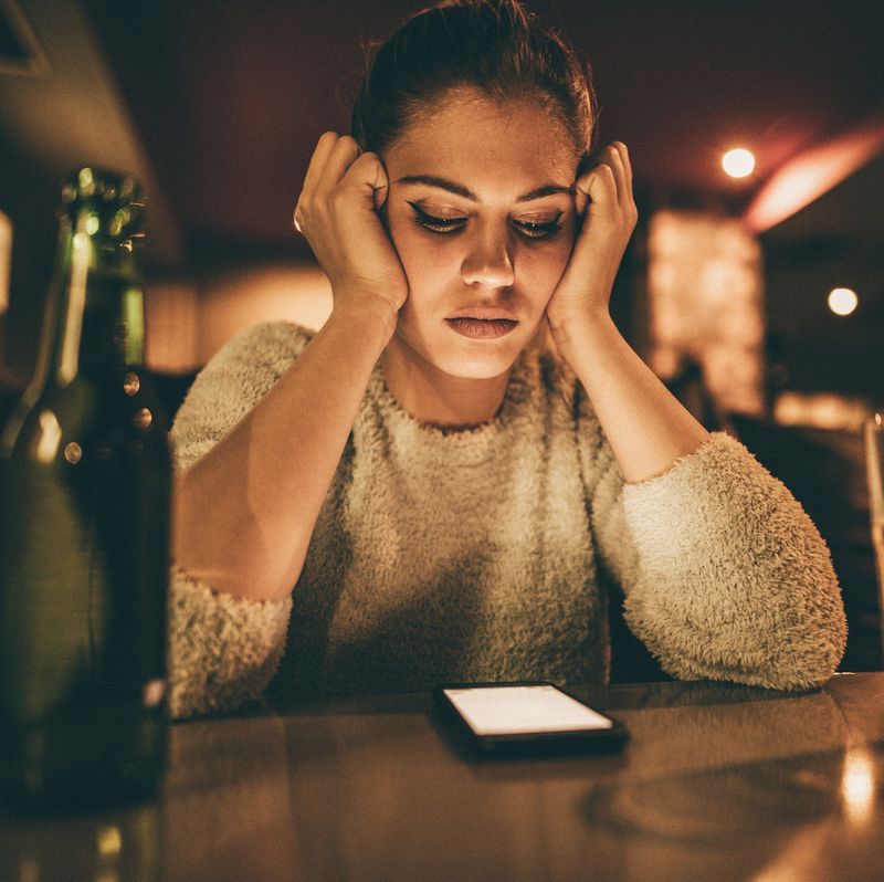 Tips for Meeting People in Real Life - How to Stop Using Dating Apps ...