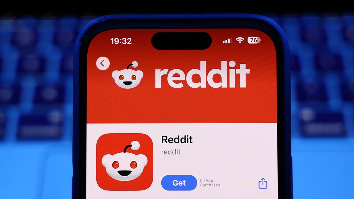 Reddit was down — live updates on the quick outage | Tom's Guide